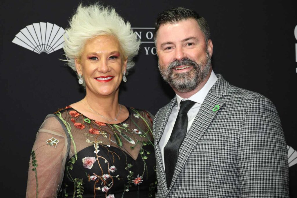 Anne Burrell Engaged to Stuart Claxton: Net Worth, Age, Dating History ...