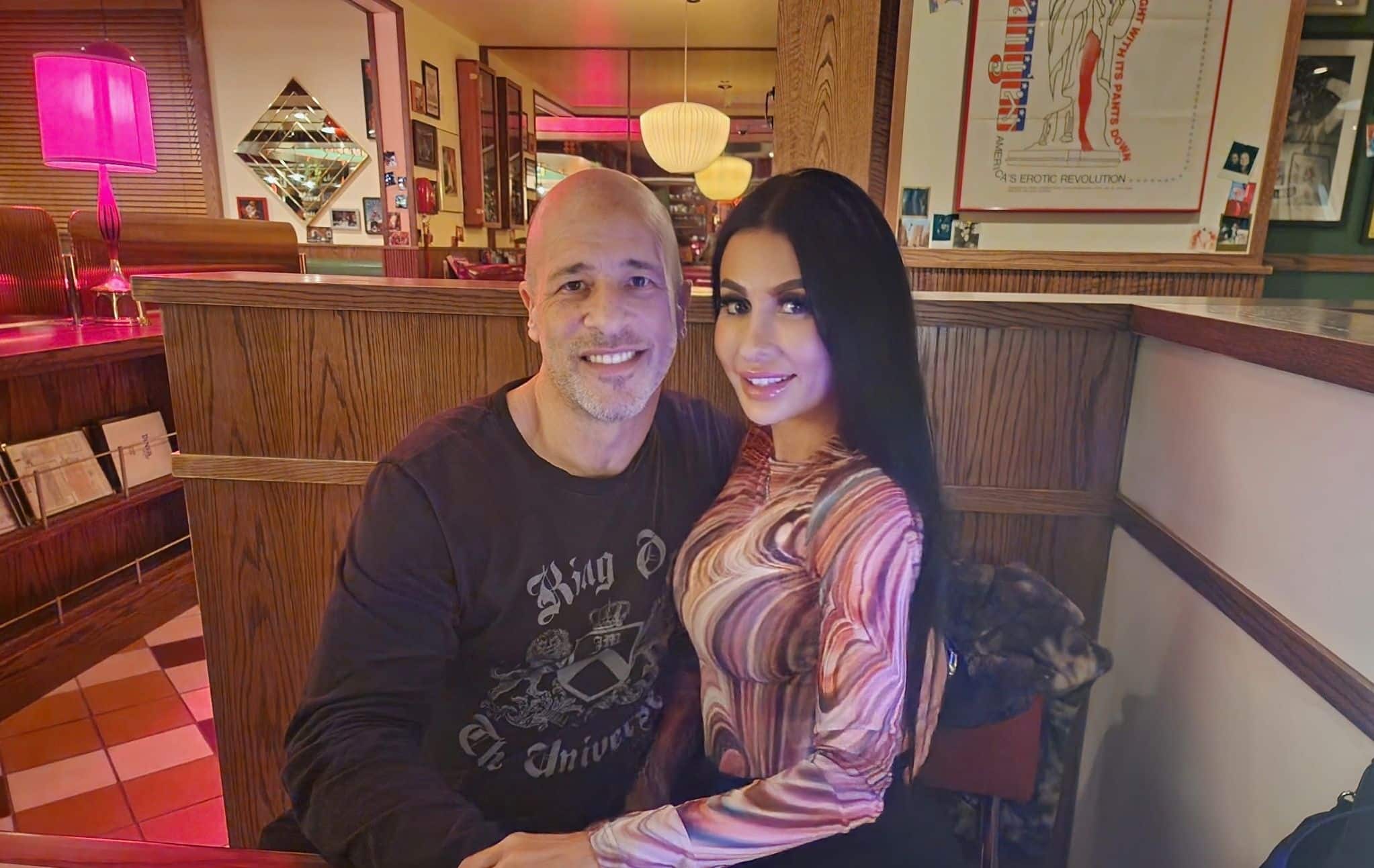 Brett Raymer Bio, Net Worth, Age, Married Life, Salary, and Dating ...